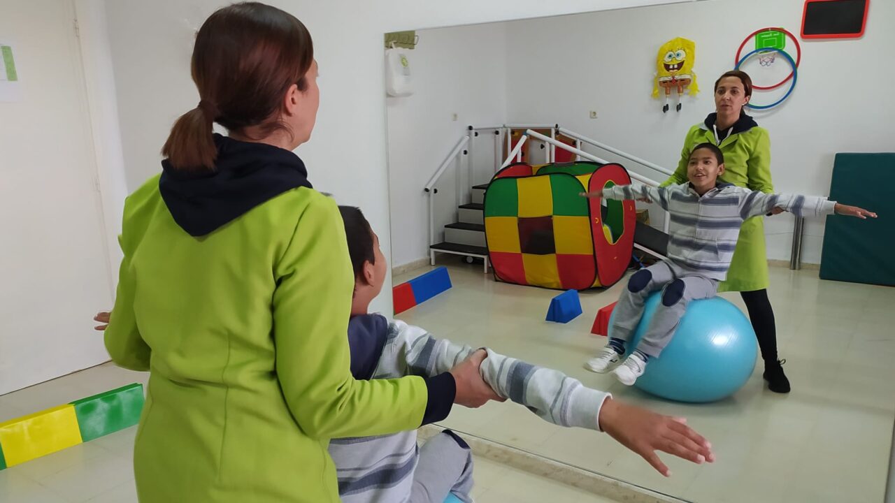 Comprehensive healthcare in youth and childhood - Fundación TAS